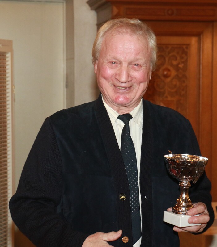 Jenna Kokkonen Kipinän vuoden 2019 urheilija - Kajaanin Kipinä ry